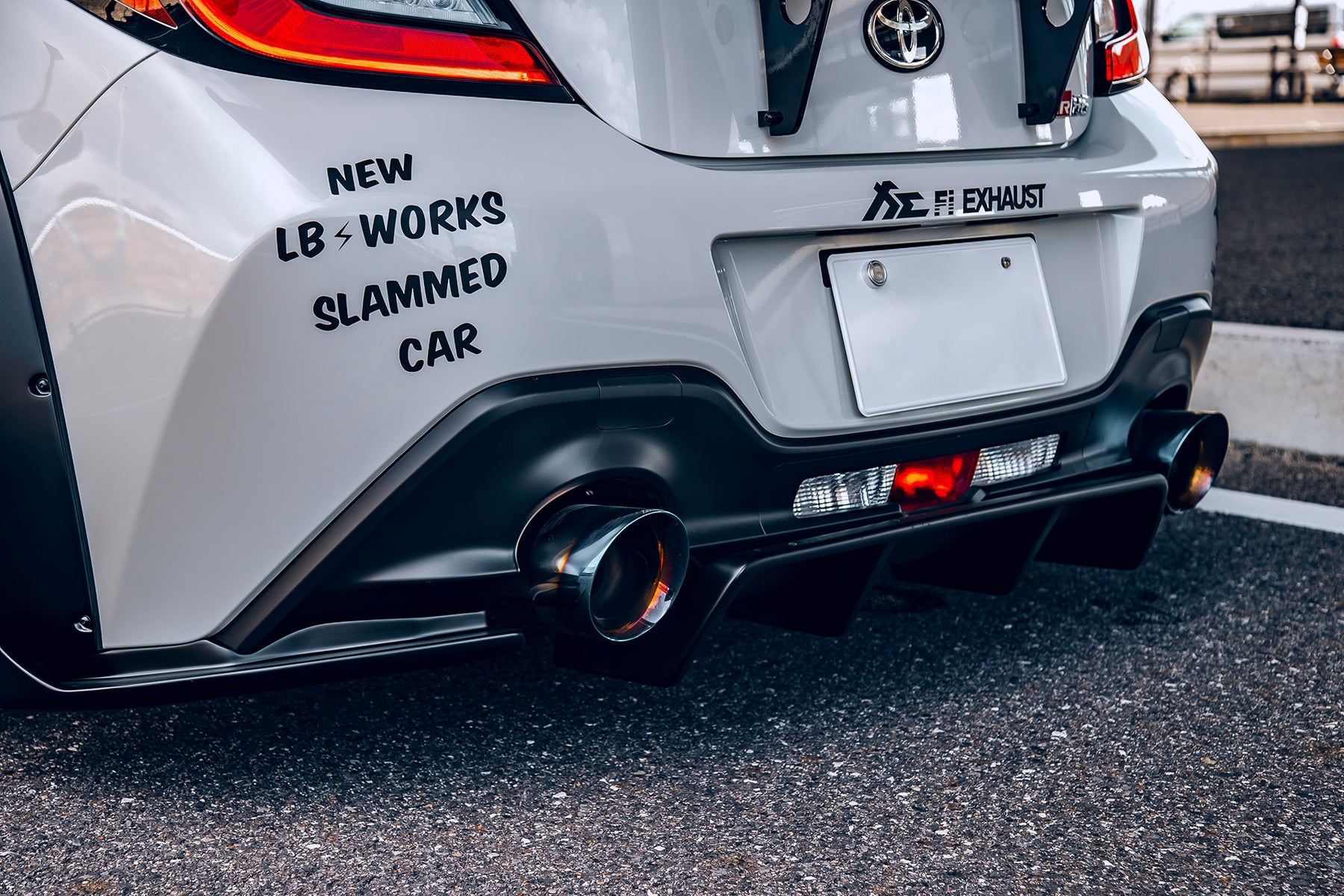 LIBERTY WALK TOYOTA GR86 (ZN8) / SUBARU BRZ (ZD8) WIDEBODY KIT ...